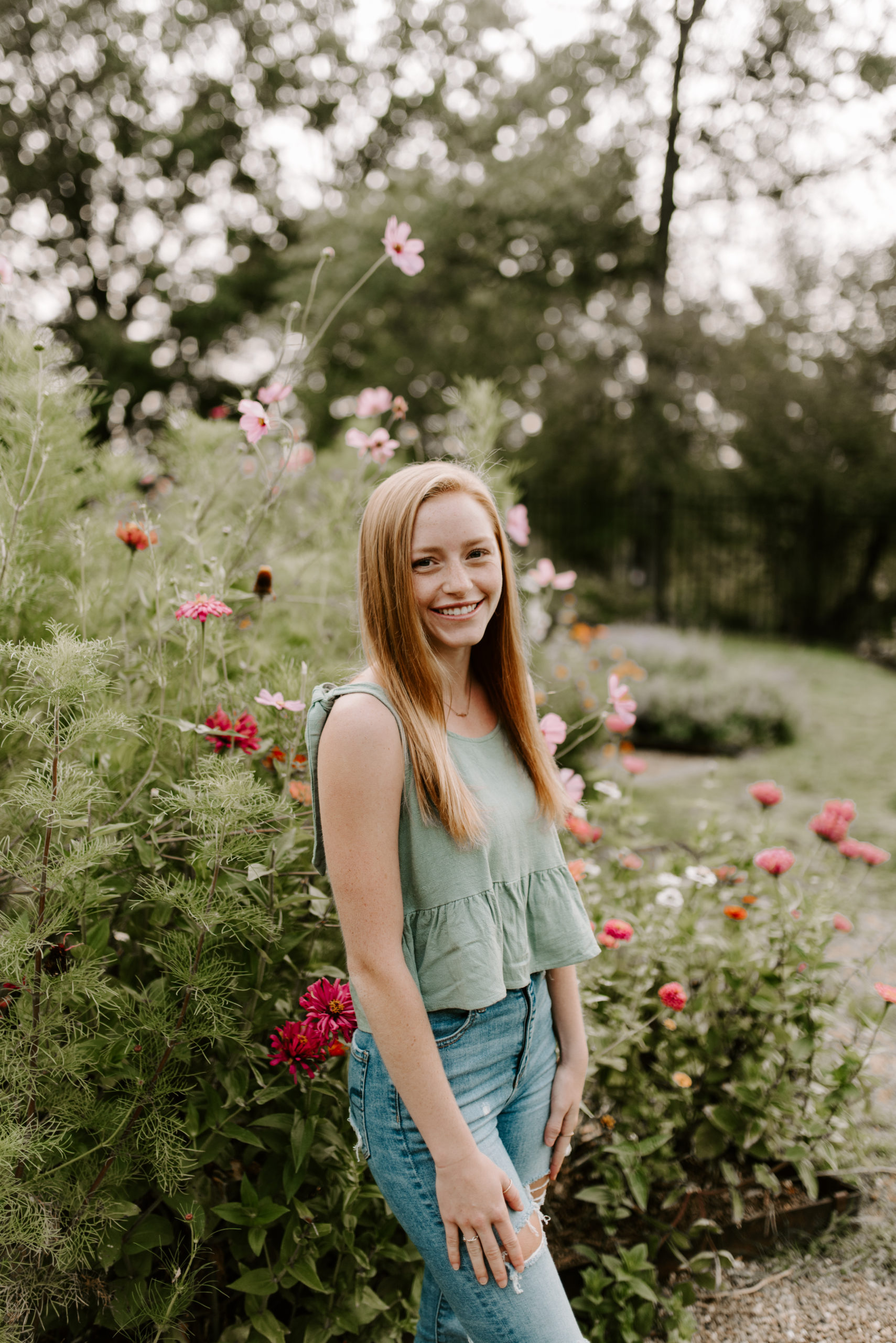 Hartwood Acres Mansion Senior Portraits | Sarah | kyleighdanielle.com